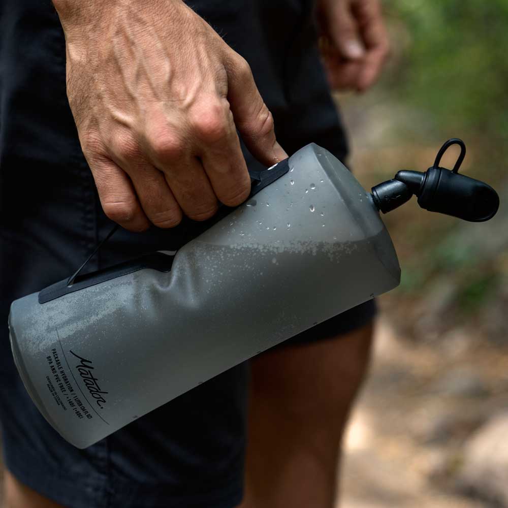 Best Buy Matador Packable Water Bottle 1 liter - MATBT1L001BK ...